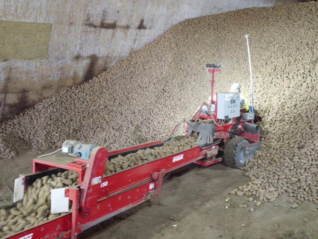 Single Axle Potato Scooper | Spudnik Equipment | Idaho