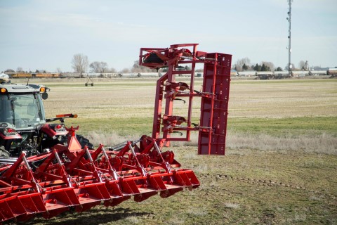 12 Row Ridge Folding Potato Hiller | Spudnik Equipment