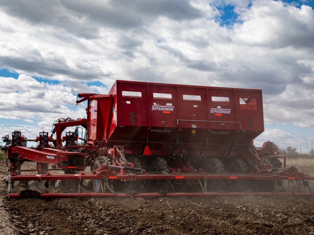12 Row Folding Potato Planter | Spudnik Equipment | Idaho