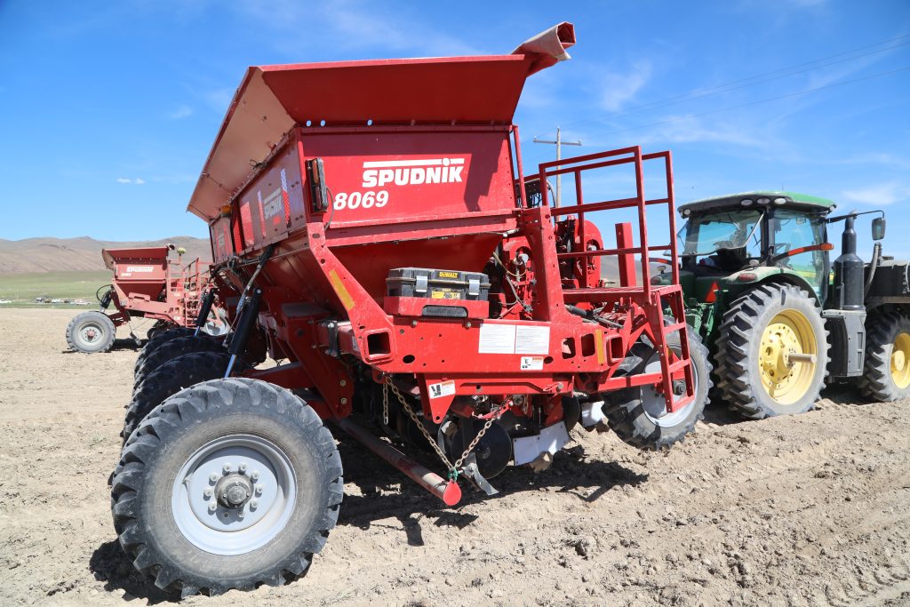 9 Row Potato Bed Planter | Spudnik Equipment | Idaho