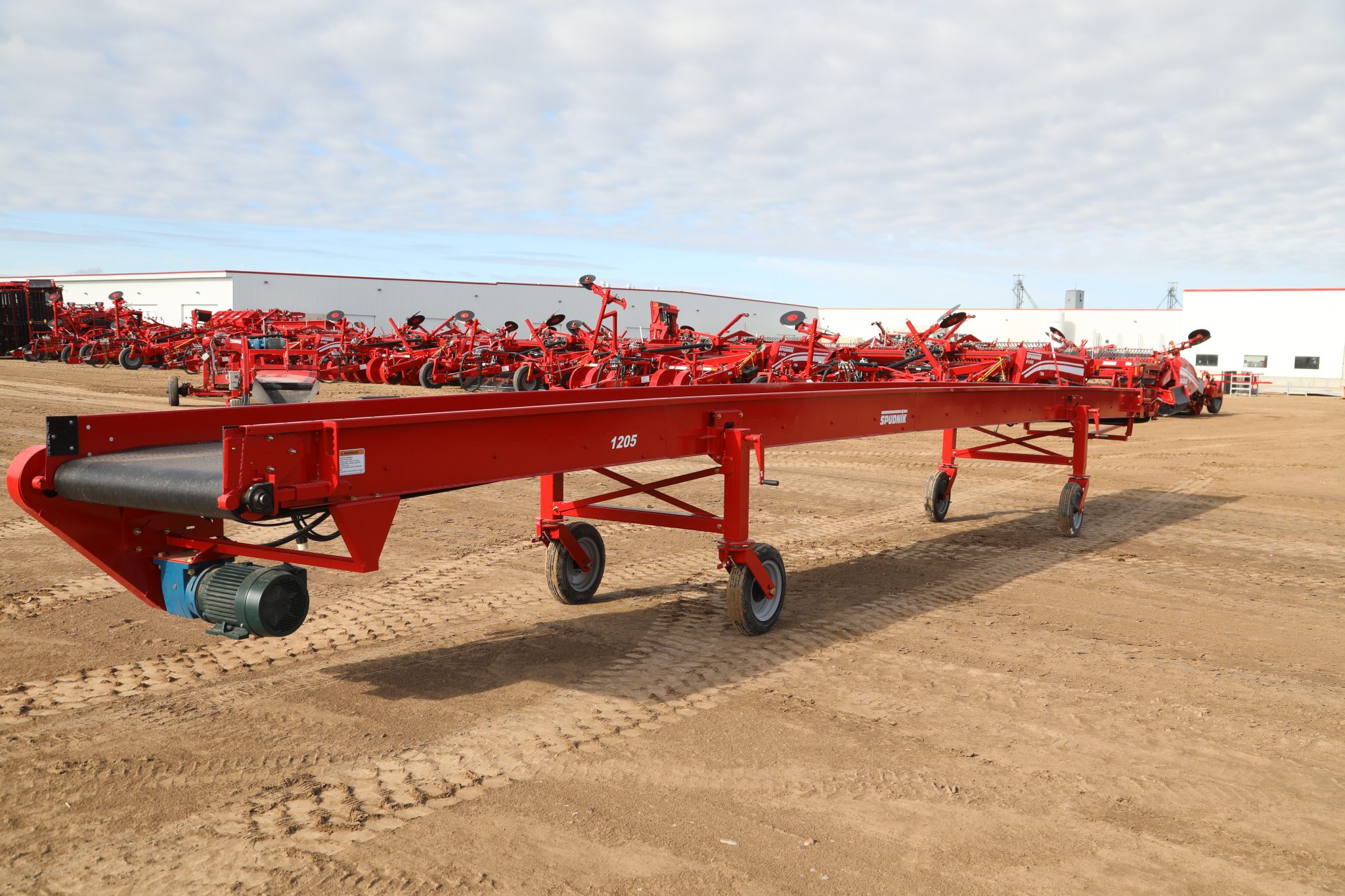 Straight Super Style Conveyor | Spudnik Equipment | Idaho