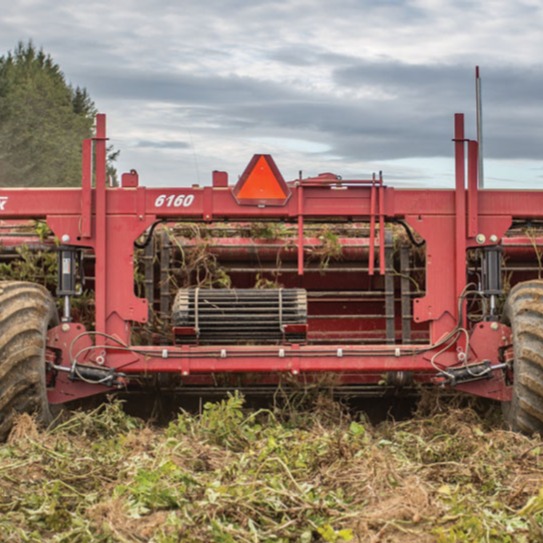 6 Row Potato Windrower | Spudnik Equipment | Idaho