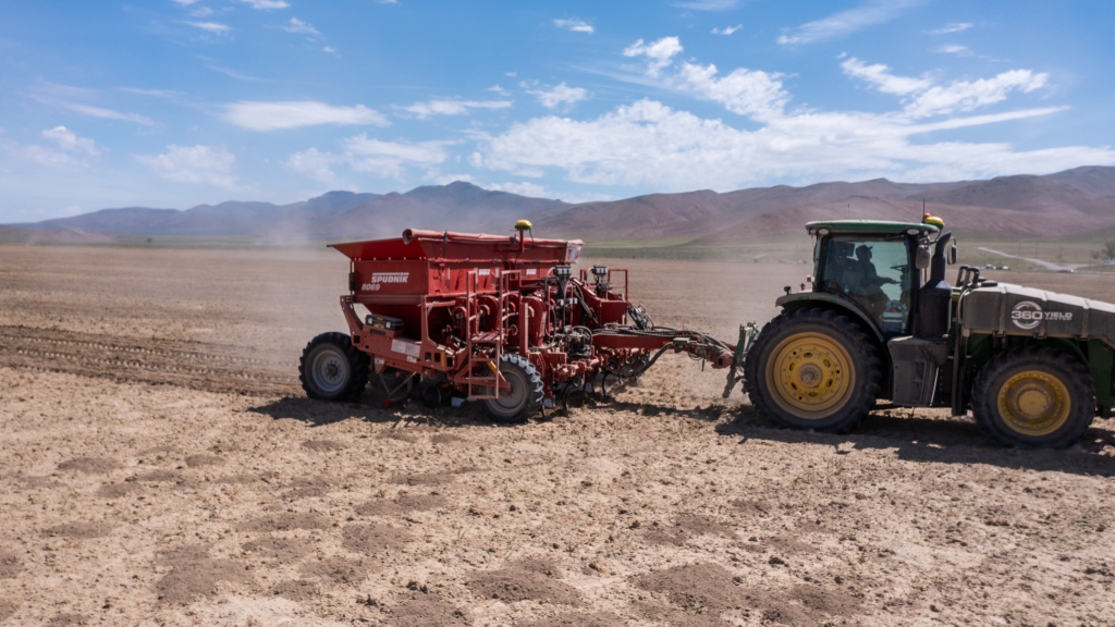 9 Row Potato Bed Planter | Spudnik Equipment | Idaho