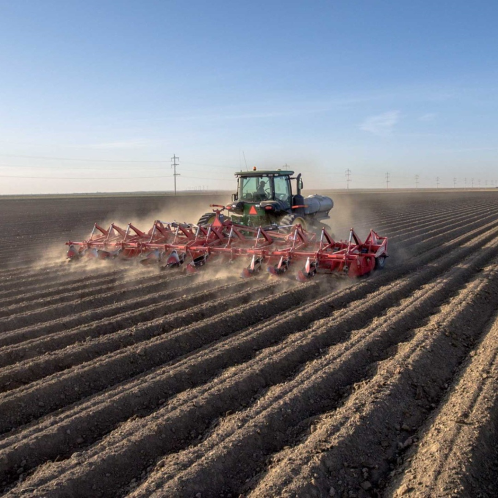 8 Row Ridge Potato Hiller | Spudnik Equipment | Idaho
