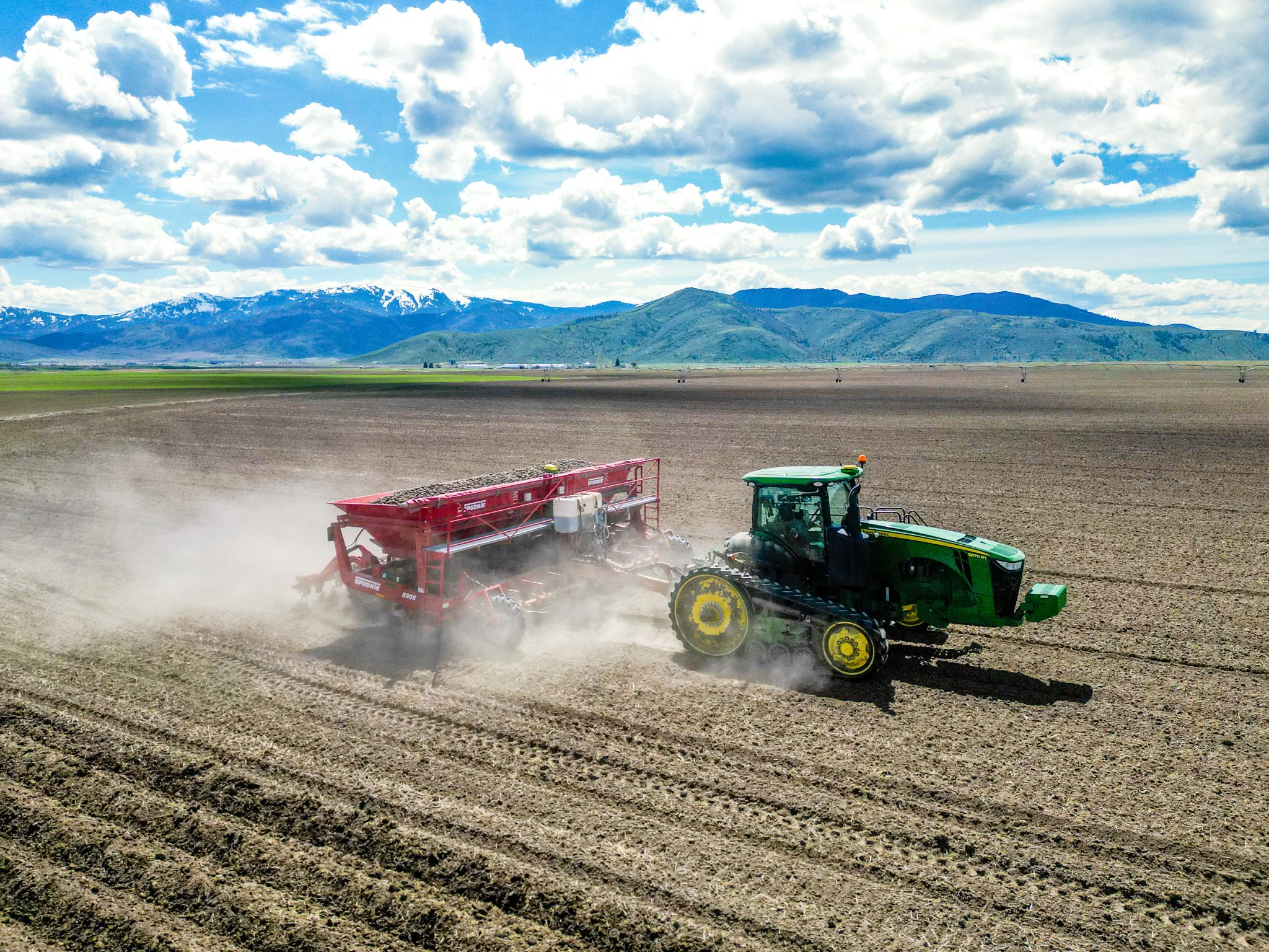 8908 - 8 Row Belt Planter | Spudnik