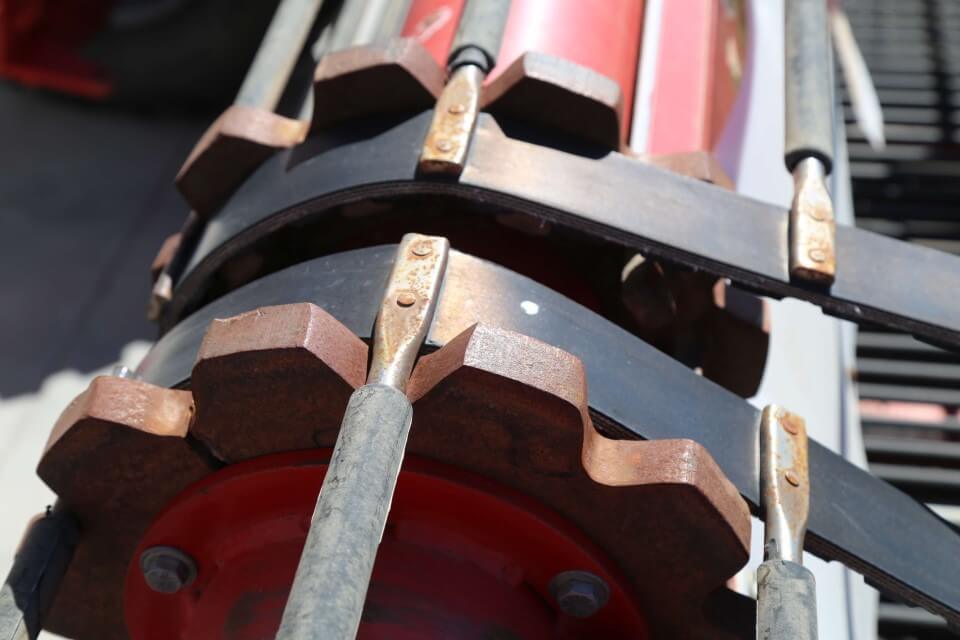 6160-55-540 | 6-Row Windrower | Spudnik